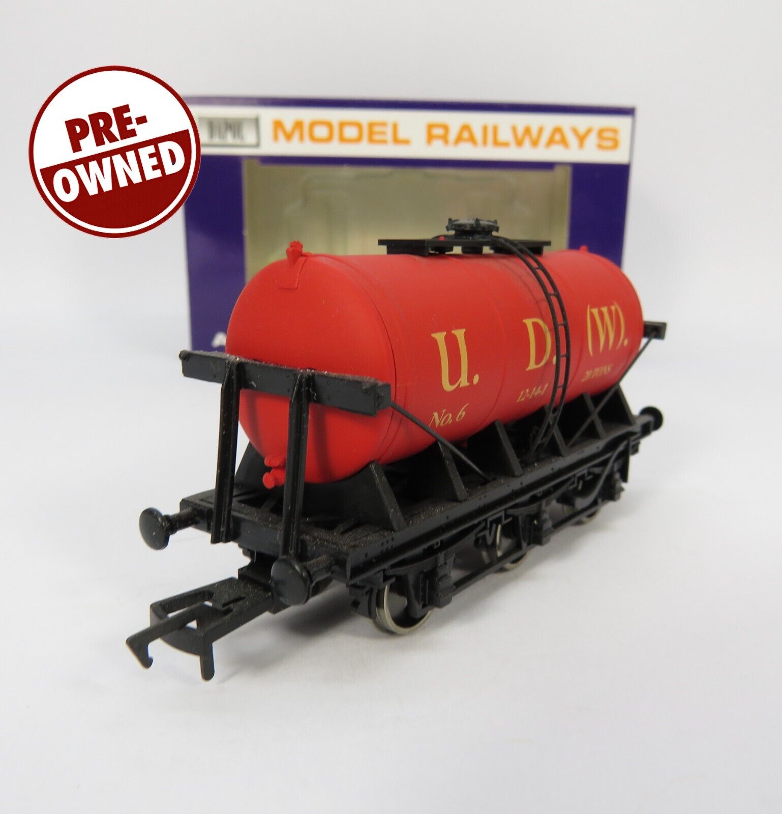Dapol United Dairies No6 Milk Tank Wagon Limited Edition (D5) - Kjb Models